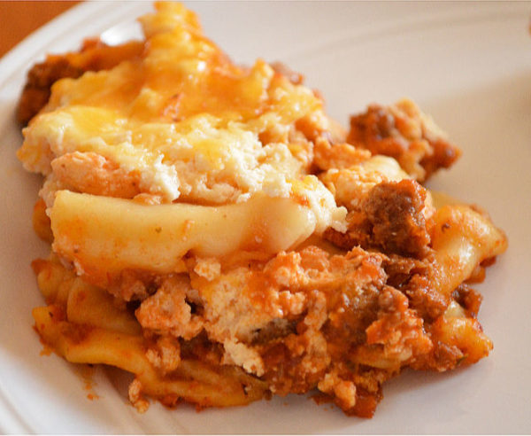 Crock Pot Lasagna {with Uncooked Noodles} - Katie Drane